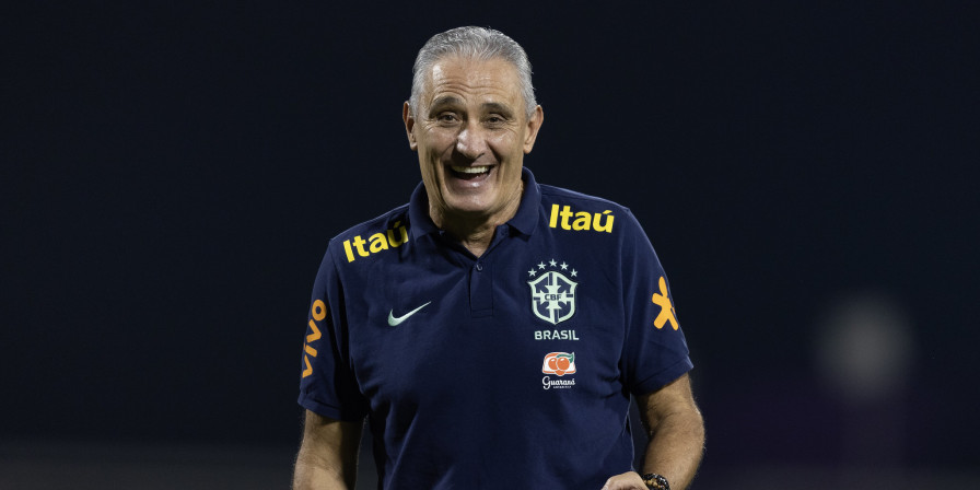 Tite justifica escolha por Daniel Alves e rasga elogios: Tite justifica escolha por Daniel Alves e rasga elogios: